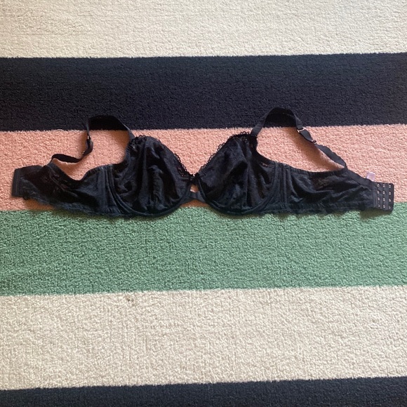 Savage X Fenty | Intimates & Sleepwear | Savage X Fenty 44ddd Lace Bra ...
